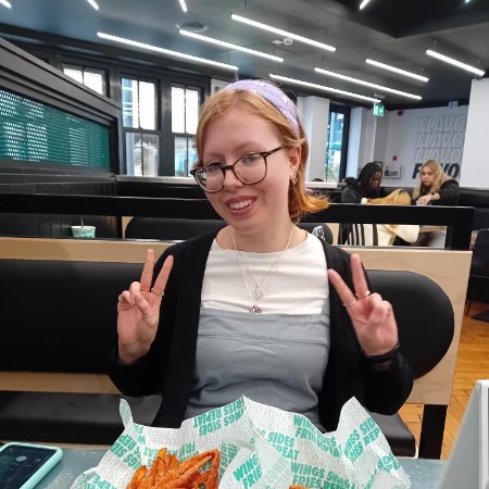 Libby Robinson Boyce is fundraising for Teenage Cancer Trust