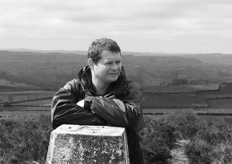jonathan abell is fundraising for Alzheimer's Research UK