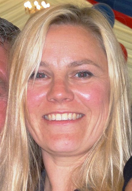 Rachel Woodhead is fundraising for Weldmar Hospicecare