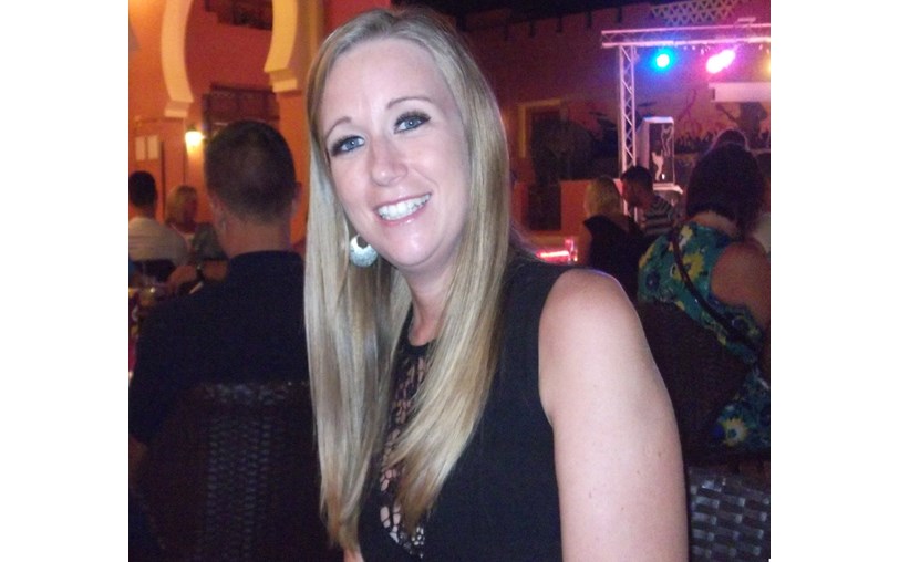 Claire Ratcliffe is fundraising for Cancer Research UK