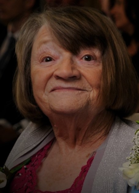 Helen ROBSON is fundraising for Alzheimer's Society