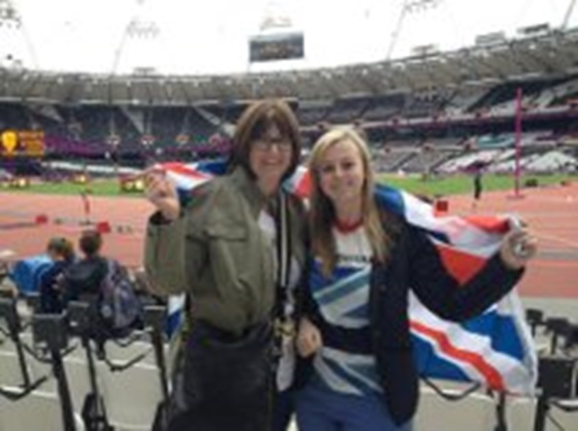 Nikki Klein is fundraising for Cancer Research UK