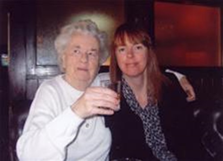 Angela Towers is fundraising for Cancer Research UK