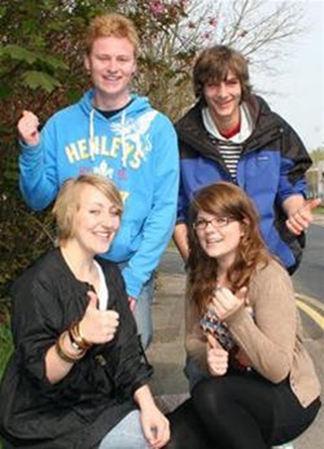 Dan Totten is fundraising for Teenage Cancer Trust