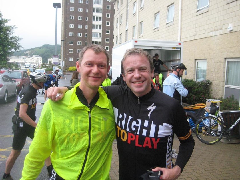 Robert Gaffney is fundraising for Right To Play UK