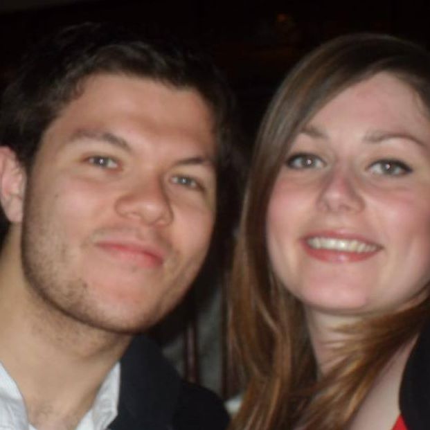 Vicki Booth is fundraising for Cancer Research UK