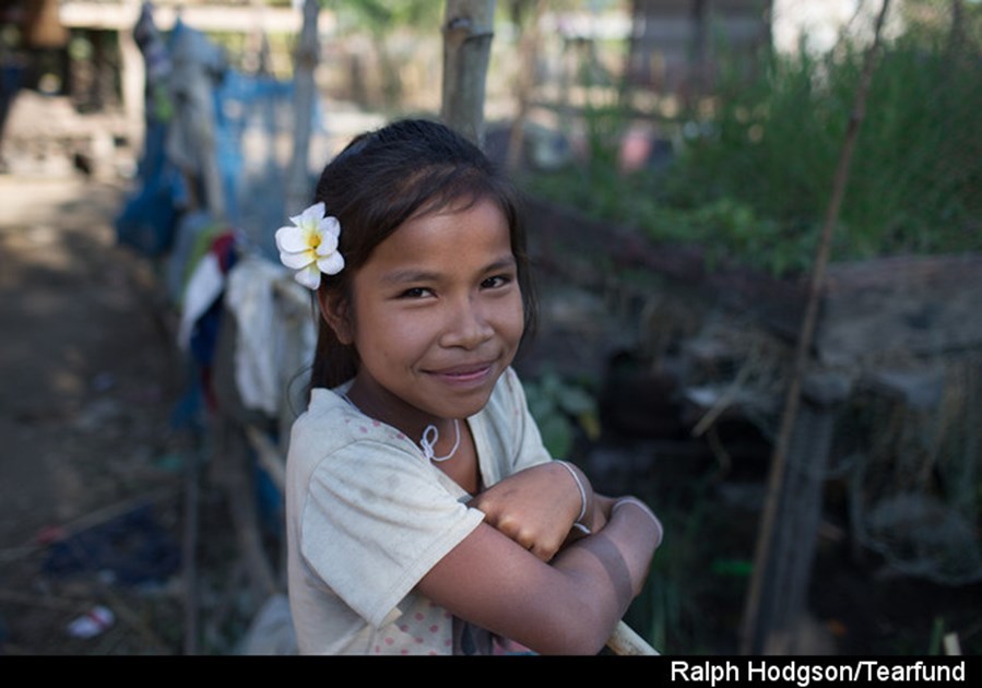 Victoria Rolfe is fundraising for Tearfund