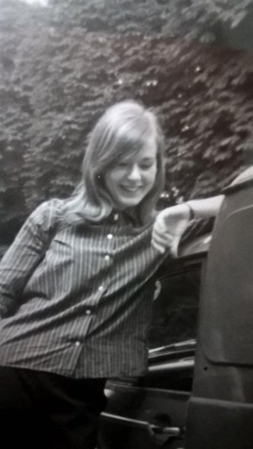 Anne Babbage is fundraising for Cancer Research UK