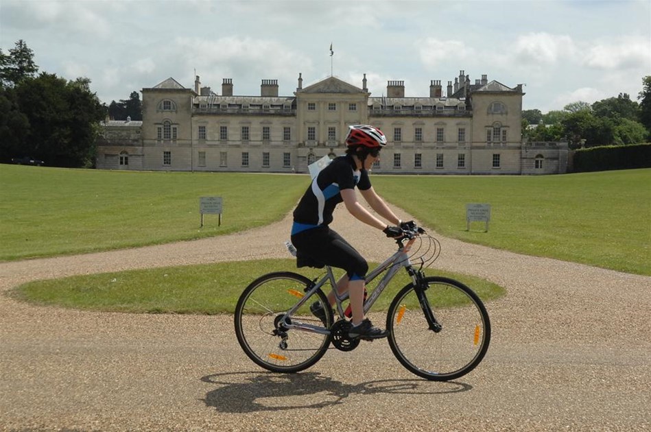 Sarah Oates is fundraising for Breast Cancer Now