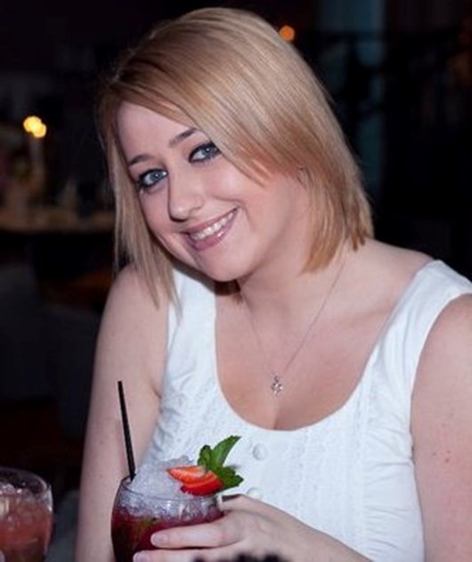 Danielle Simmons is fundraising for Cancer Research UK