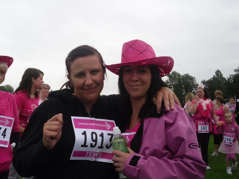 Lisa Crooks is fundraising for Cancer Research UK