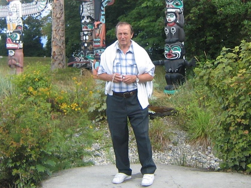 Patricia Linscott is fundraising for Southern Hospice Group