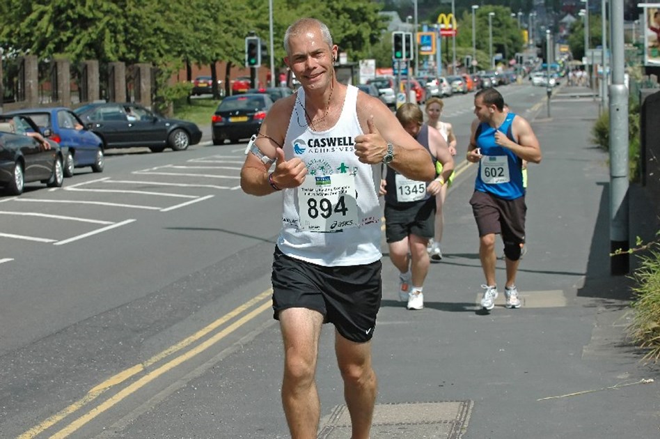 Kelvin Cooper is fundraising for Lakelands Day Care Hospice