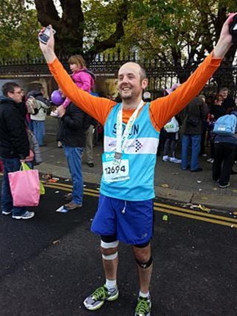 Simon Gibney is fundraising for Cancer Research UK