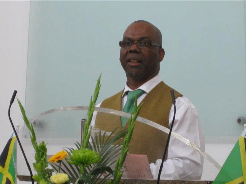 Raynard Lawson is fundraising for Willen Hospice