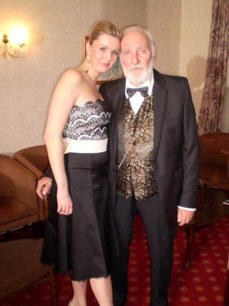 lisa porteous is fundraising for Cancer Research UK