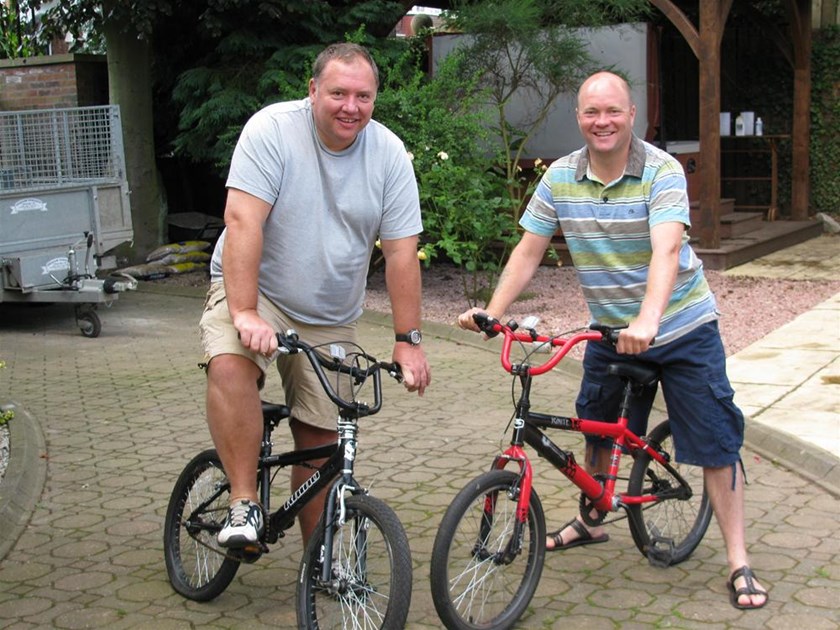 Paul Worthy is fundraising for Dove House Hospice