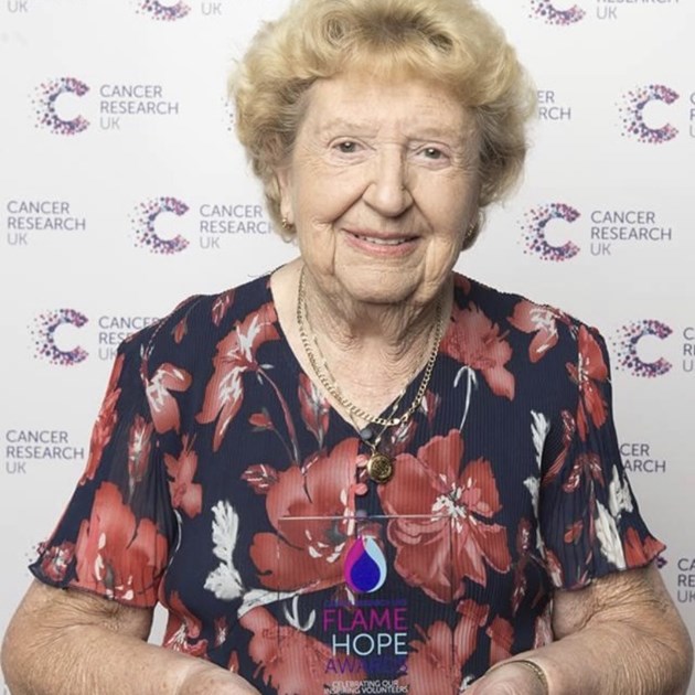 Anna Rowell is fundraising for Cancer Research UK