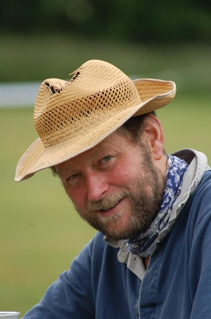 Michael Buggy is fundraising for Daisy Chains IW