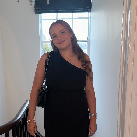 Emily Higgins is fundraising for Douglas Macmillan Hospice