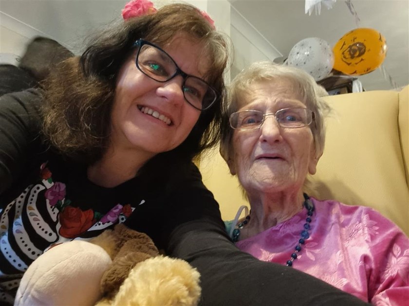 Roxanne Pollard is fundraising for Alzheimer's Society