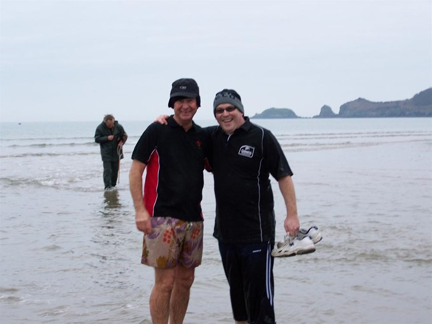 David MacIntyre is fundraising for Marie Curie