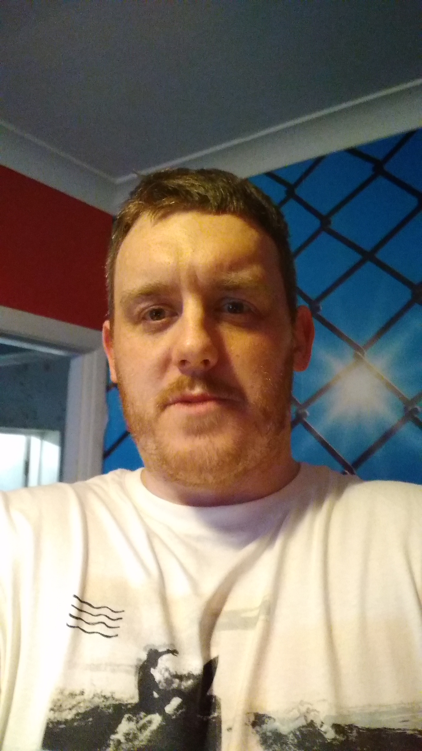 Lee Fletcher Hitchman is fundraising for Cancer Research UK
