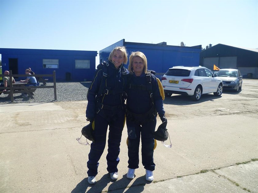 Helen Beckwith is fundraising for Cancer Research UK