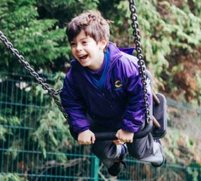 Peter and Elaine Tobin is fundraising for Gesher Primary School