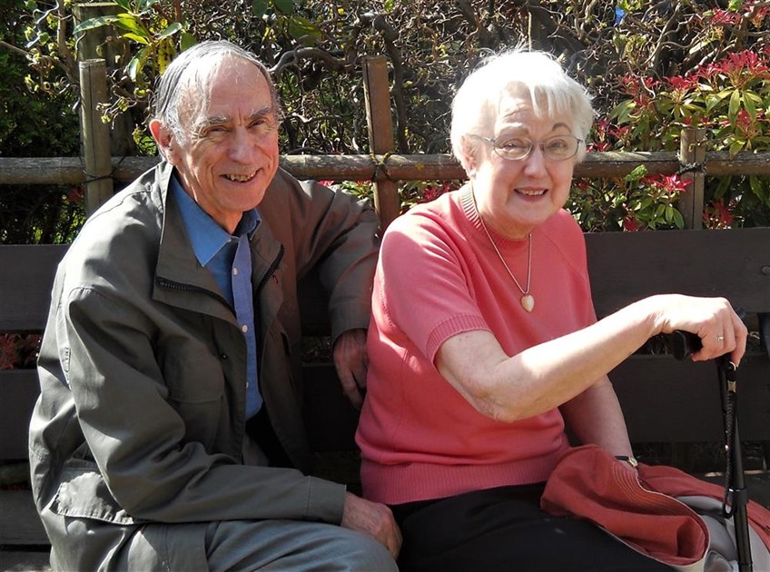 Alison Lloyd-Wiggins is fundraising for Marie Curie