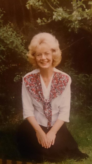 Catherine Tither is fundraising for Cancer Research UK