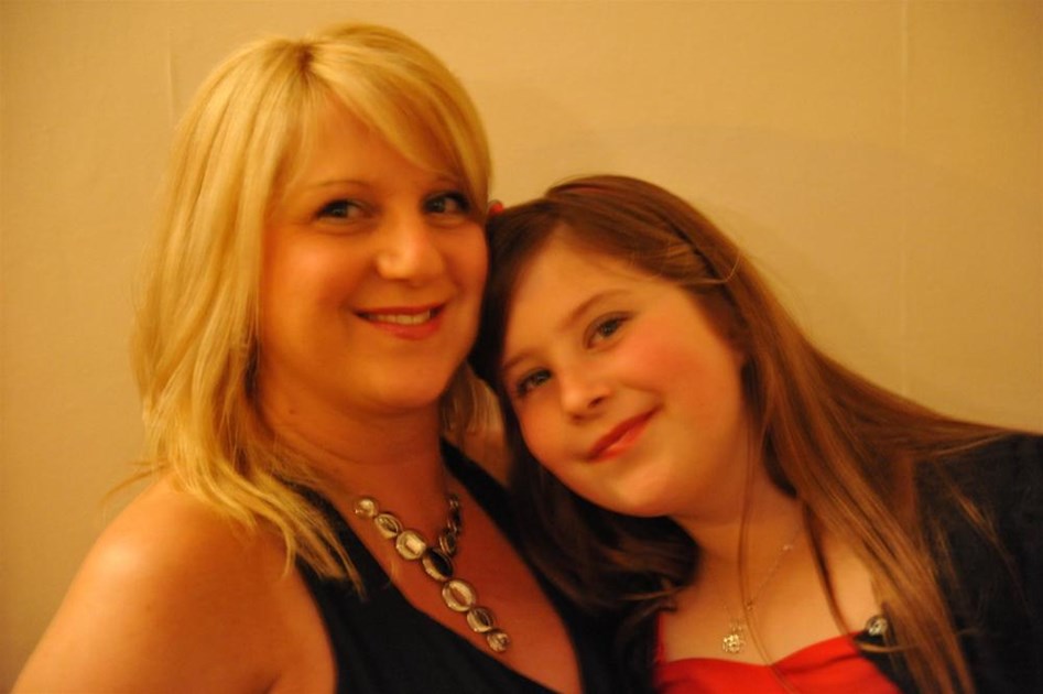 Nicola Dowling is fundraising for Cancer Research UK