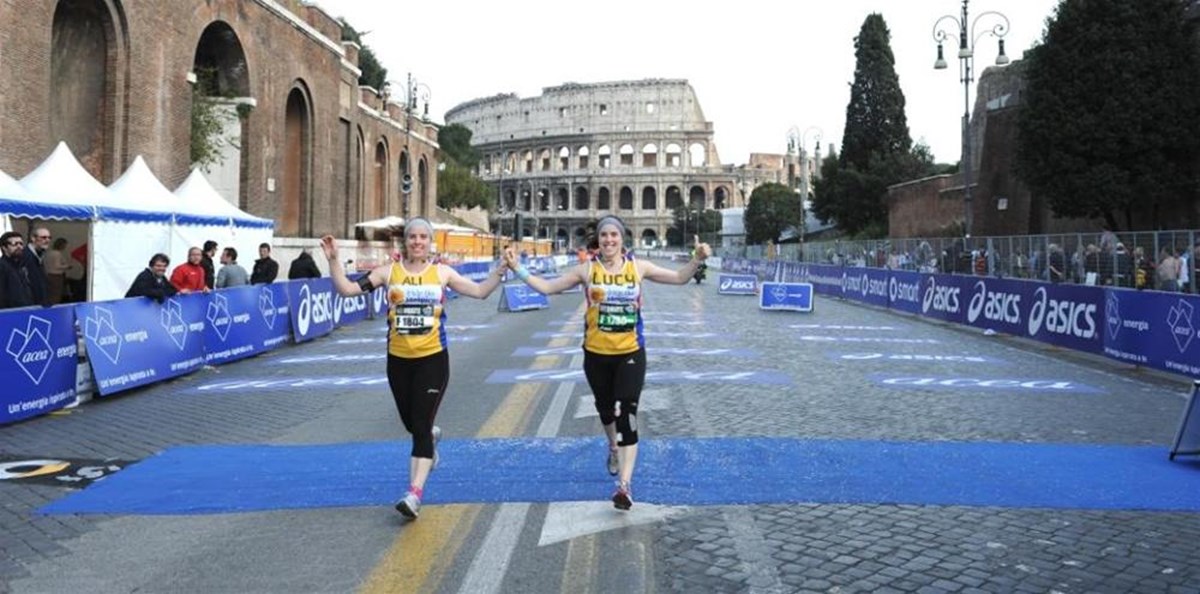 Alice and Lucy Golding is fundraising for St Nicholas Hospice