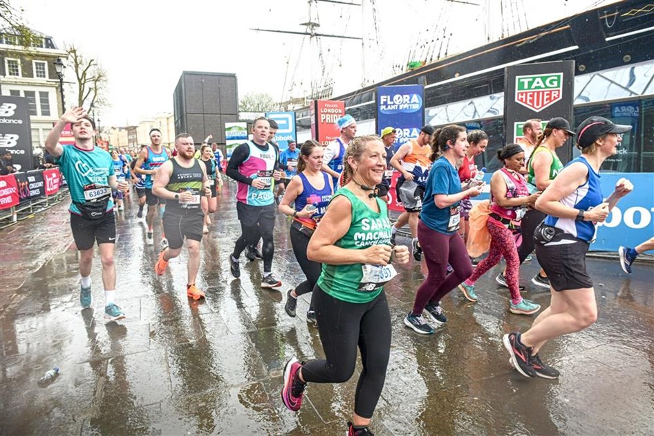 Erin Mara Clyde is fundraising for Macmillan Cancer Support