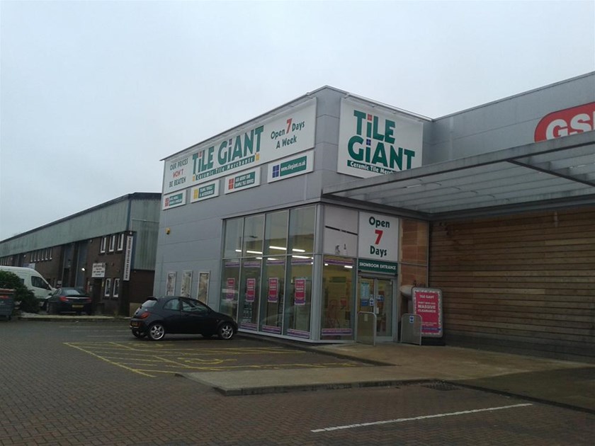 Tile Giant Banbury is fundraising for Parkinson’s UK