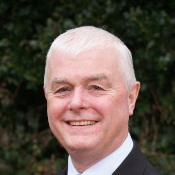 Roy Everett is fundraising for Macmillan Cancer Support