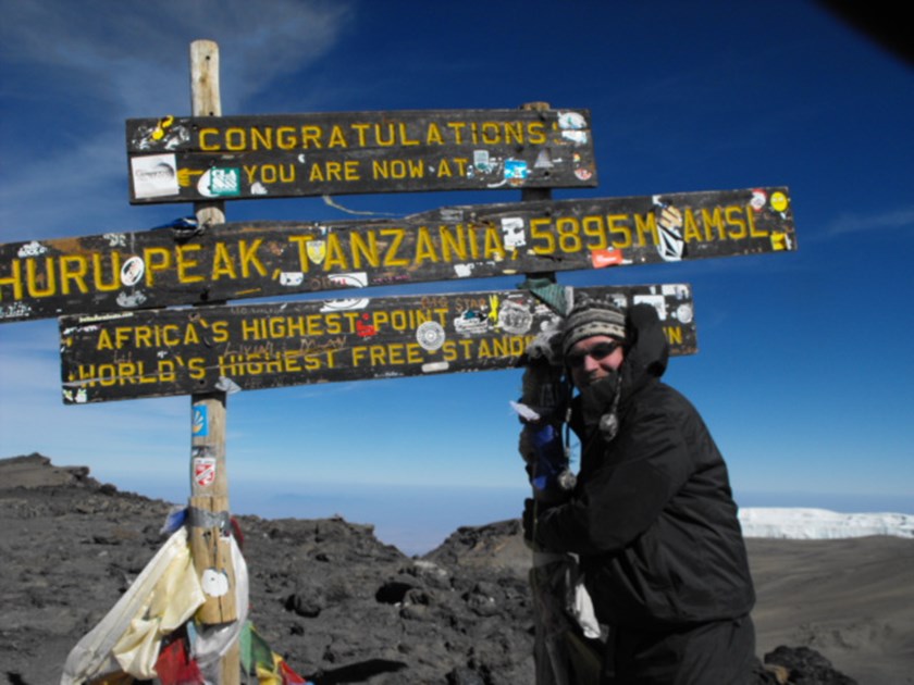 PHIL Minns is fundraising for Macmillan Cancer Support