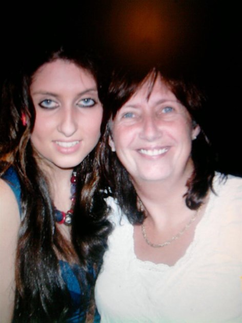 Anna Chilton is fundraising for Macmillan Cancer Support