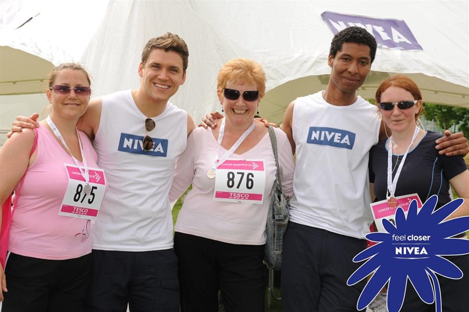 Sara Woolway is fundraising for Cancer Research UK