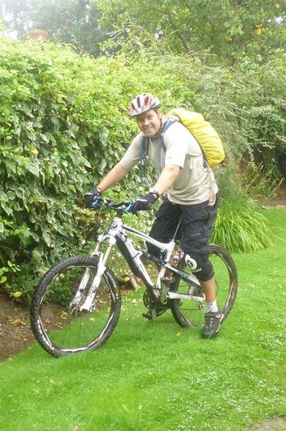 Stephen Holbrook is fundraising for Macmillan Cancer Support