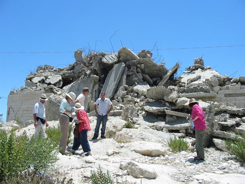 David Selvage is fundraising for Amos Trust