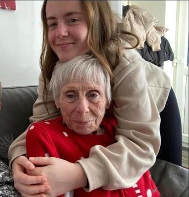 Anna Fudge is fundraising for Macmillan Cancer Support