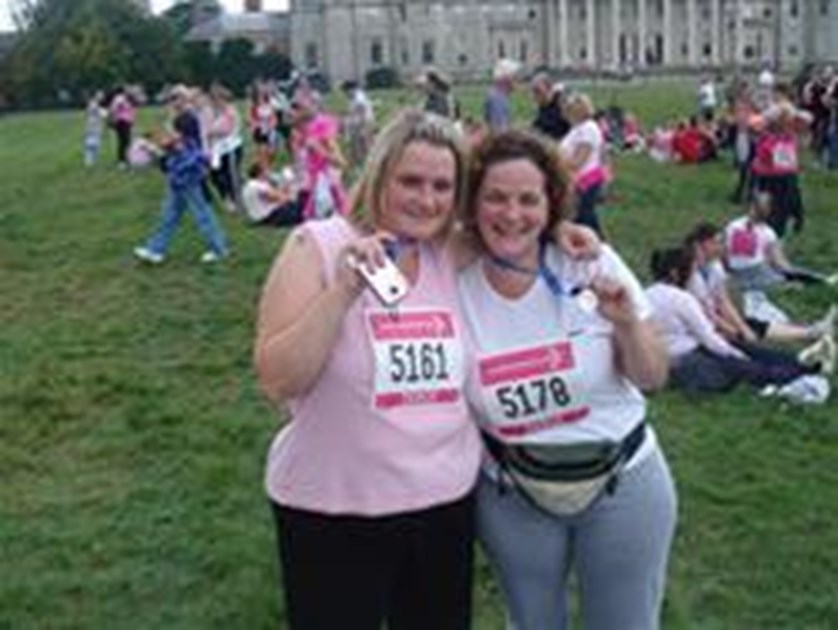 Lindsey Underhill is fundraising for Cancer Research UK