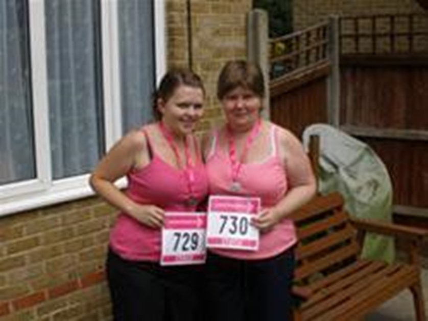 Amy Hatton is fundraising for Cancer Research UK