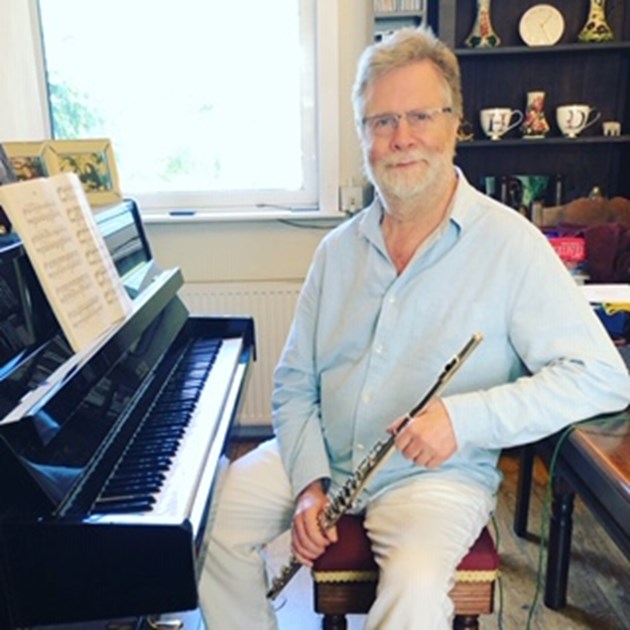 Howard Dyer is fundraising for Nordoff and Robbins