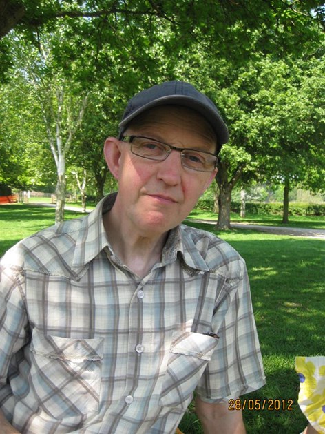 Alexander Bielecki is fundraising for Macmillan Cancer Support