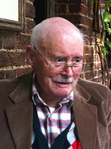 Douglas Dalgleish is fundraising for Macmillan Cancer Support