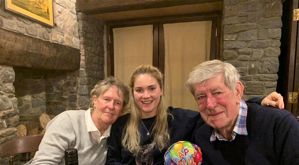 Victoria Findlay is fundraising for British Heart Foundation