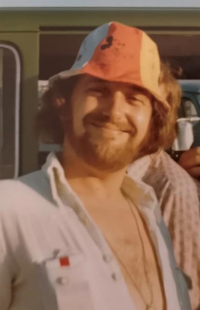 Victoria Dickens is fundraising for Hospice in the Weald