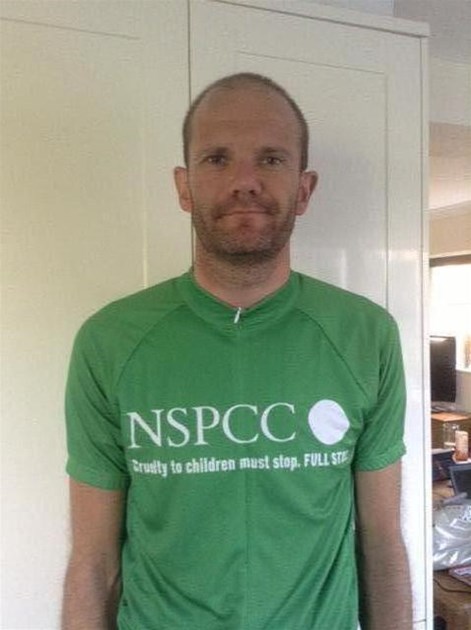 Andrew Renshaw is fundraising for NSPCC